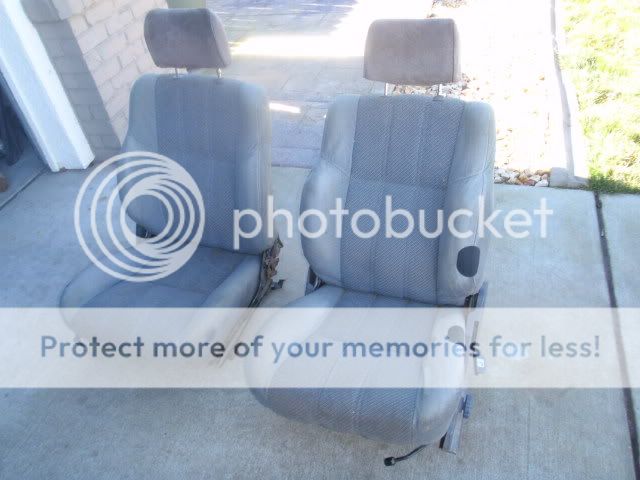 1st gen 4runner SR5 front seats SOLD