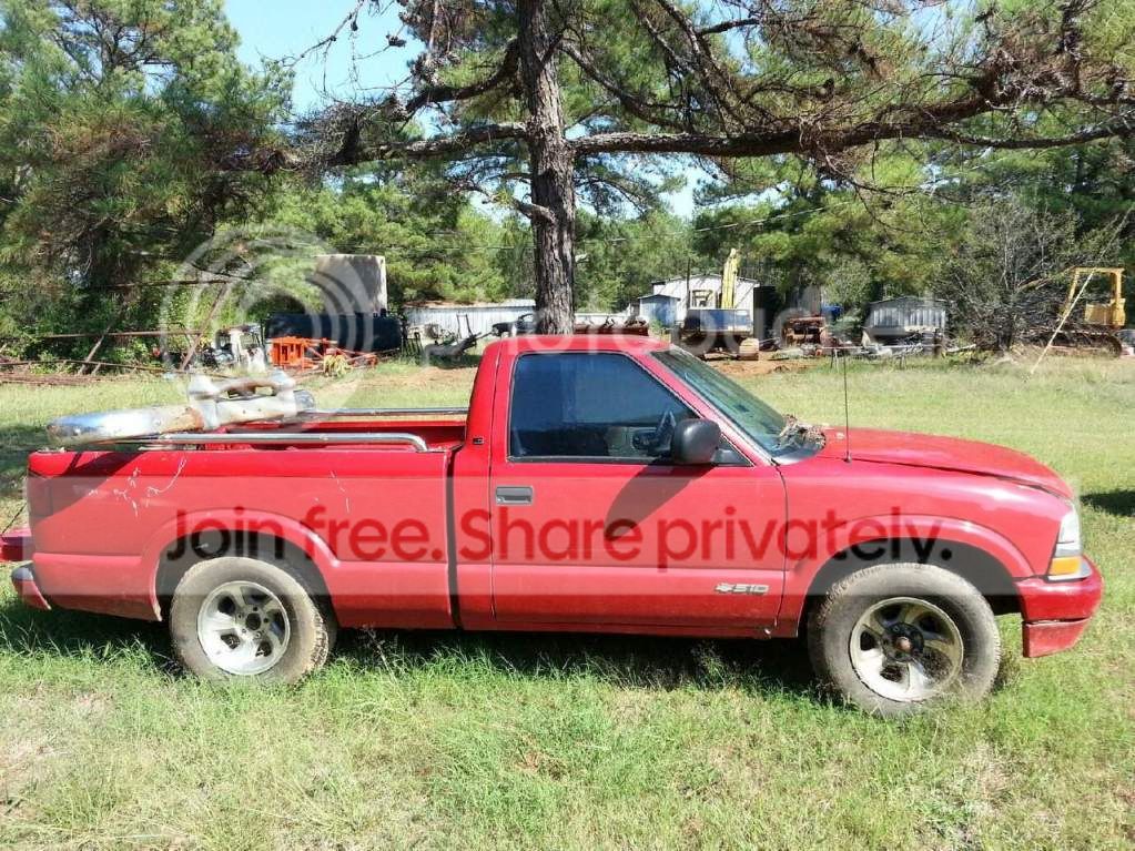 Found a use for that blazer 4x4 frame and 2wd truck body | S-10 Forum