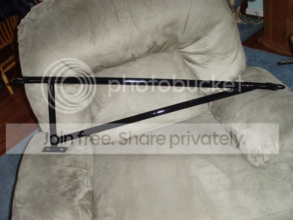 feeler... triangular rear strut brace | VW Vortex - Volkswagen Forum